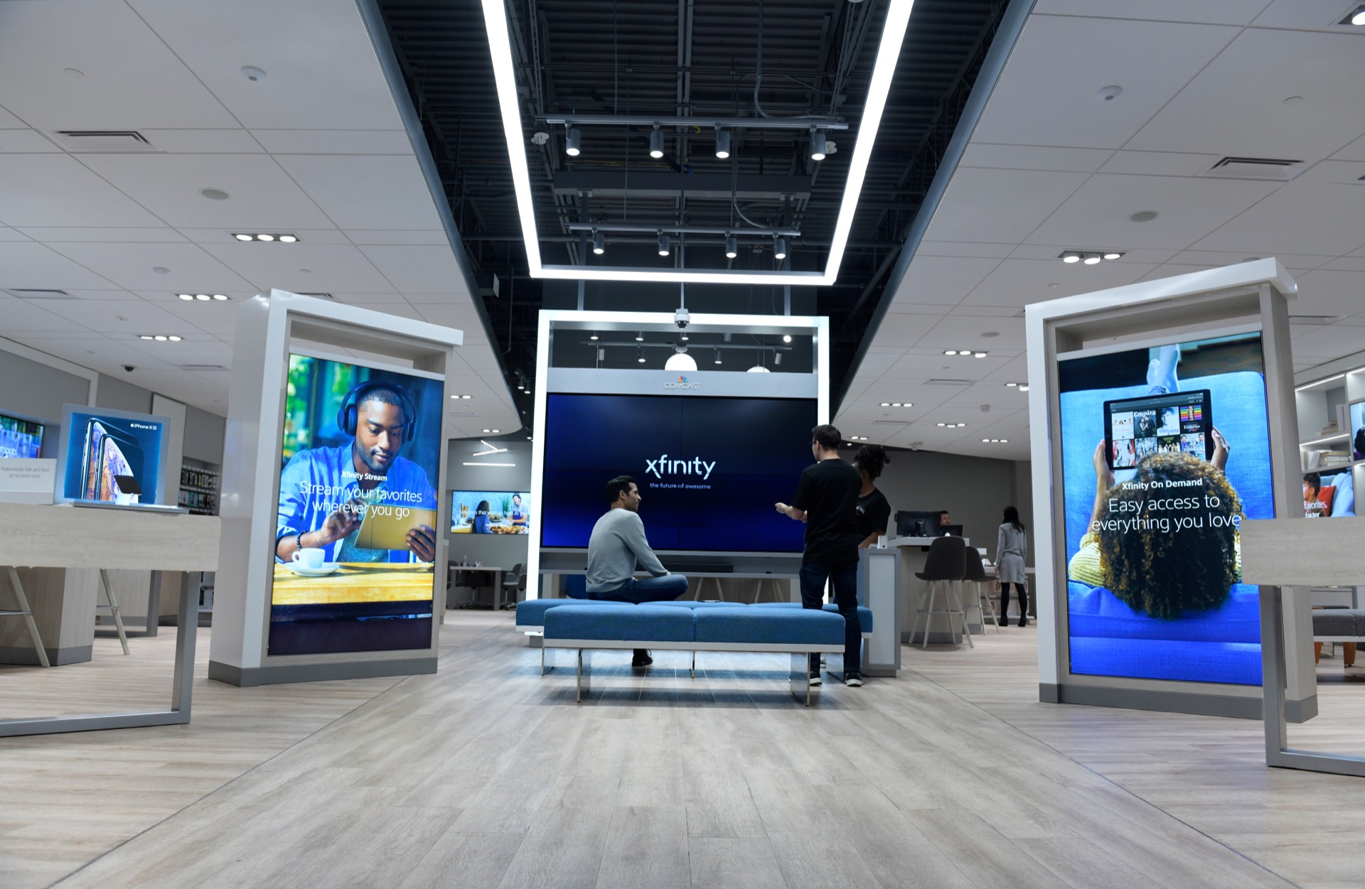 The New Comcast Xfinity Store - Chute Gerdeman