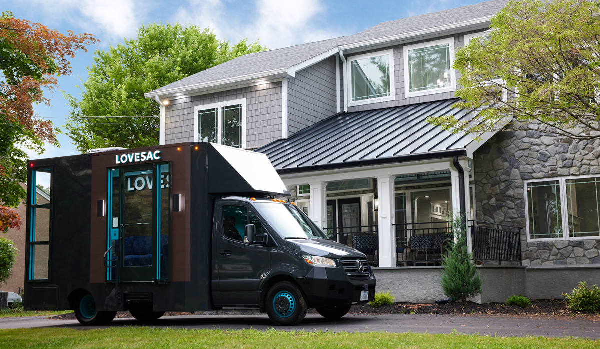 Mobile Retail Delivers Concierge Services - Chute Gerdeman