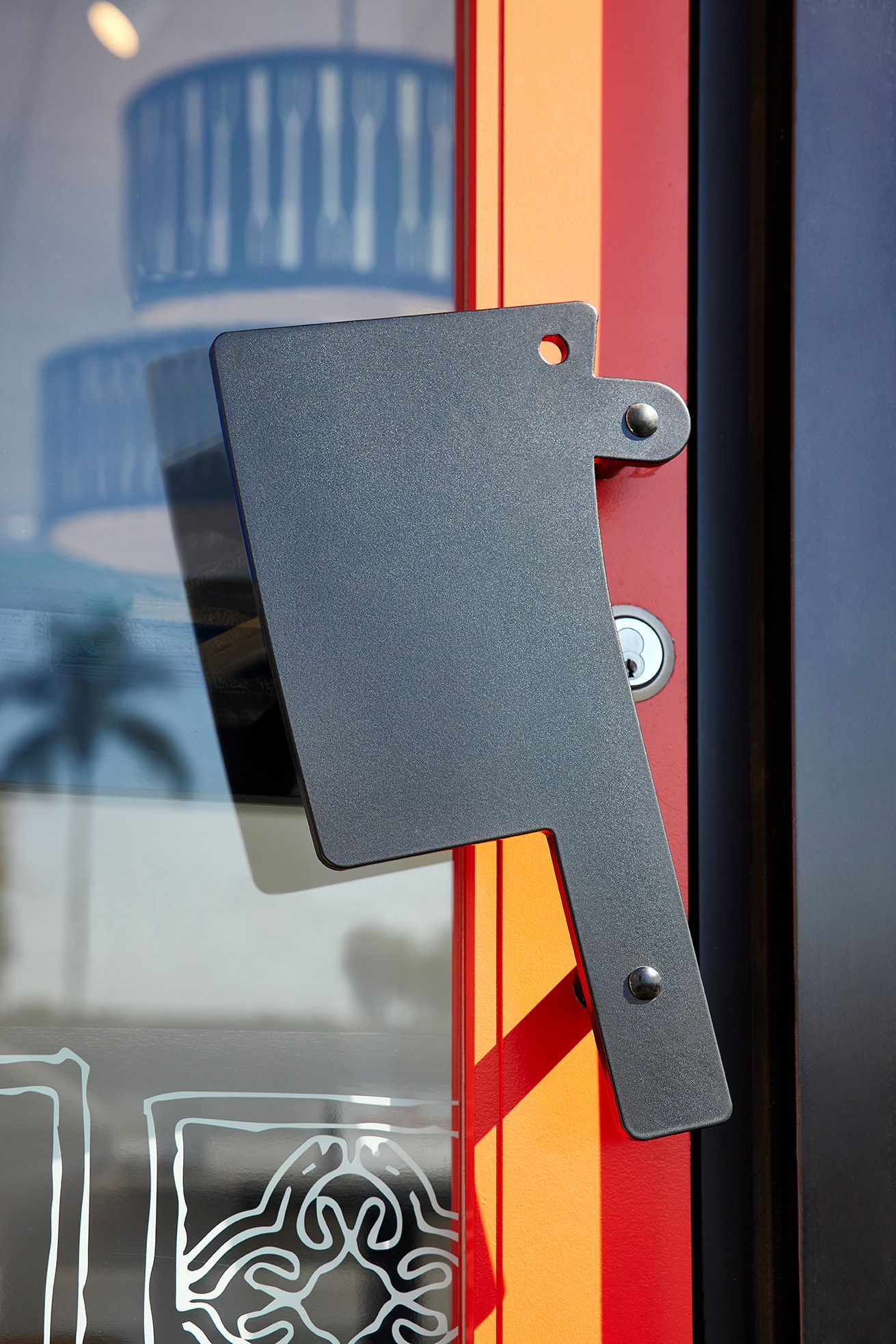 El-Pollo-Loco-entry-door-handles - Chute Gerdeman
