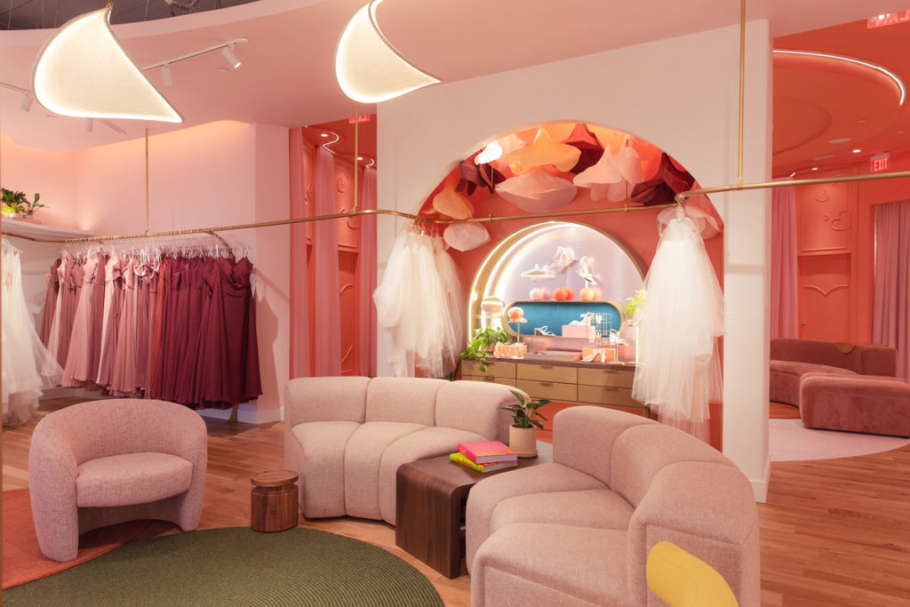 Vow'd Weddings - Chute Gerdeman